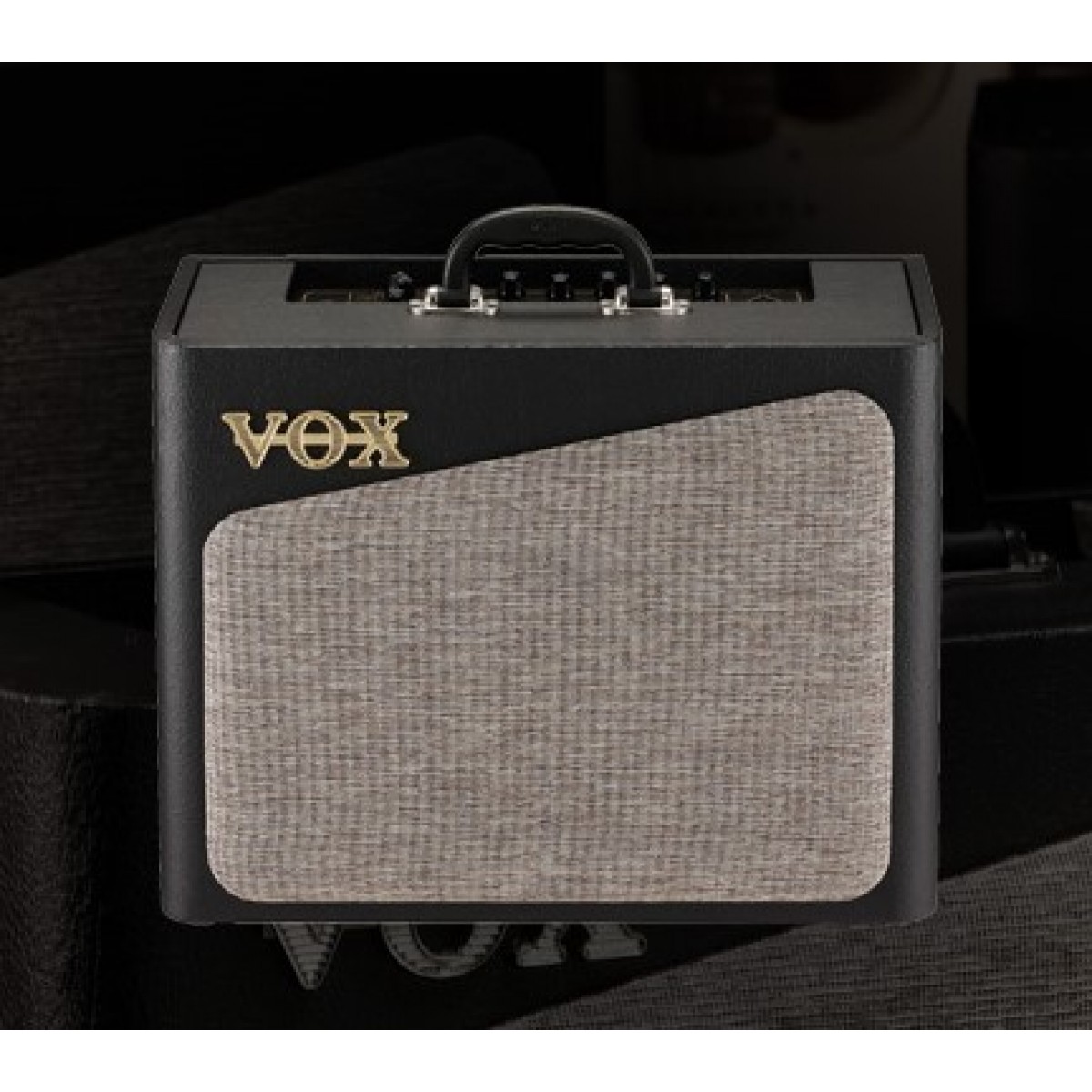 Amps & Effects Shop | Buy Now | VOX – AV15 ANOLOG VALVE 15W 1X8