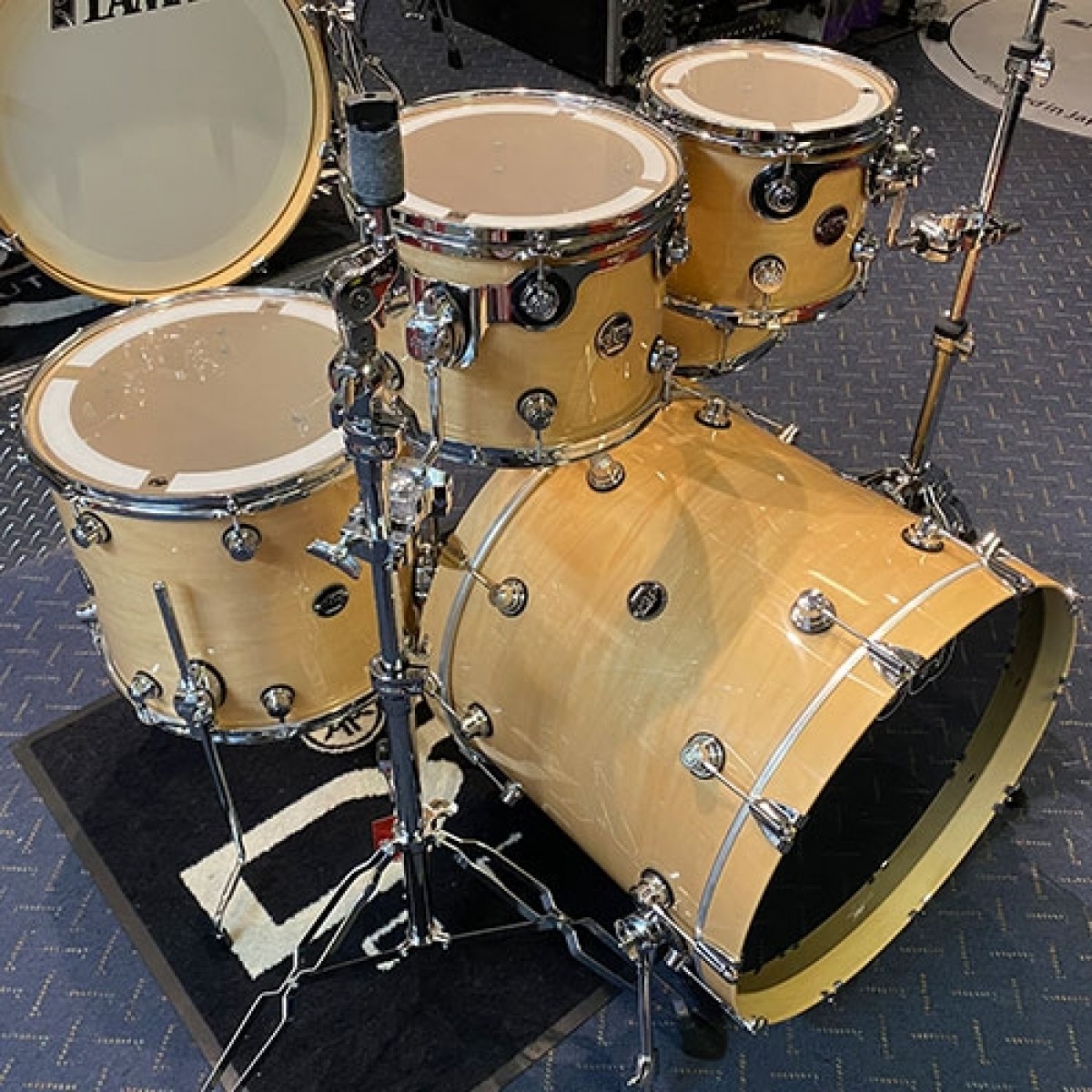 Drum Shop | Sale On Now! | DW Performance Series 5 Piece Drum Kit 22